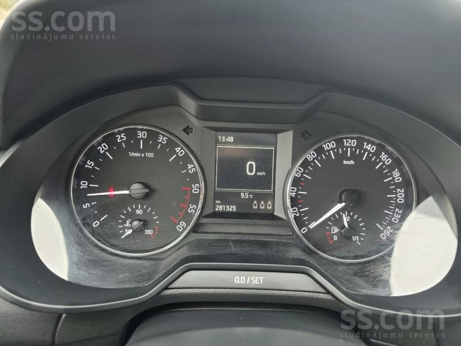 Pelēks Skoda Octavia 2016 Rīga, ar dzinēja tilpumu 1.60 L un nobraukumu 281 tūkst. km par 5000 €, foto 12 vietnē AUTOMOTO.COM.LV