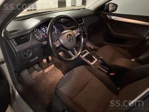 Pelēks Skoda Octavia 2016 Rīga, ar dzinēja tilpumu 1.60 L un nobraukumu 0 tūkst. km par 2590 €, foto 9 vietnē AUTOMOTO.COM.LV
