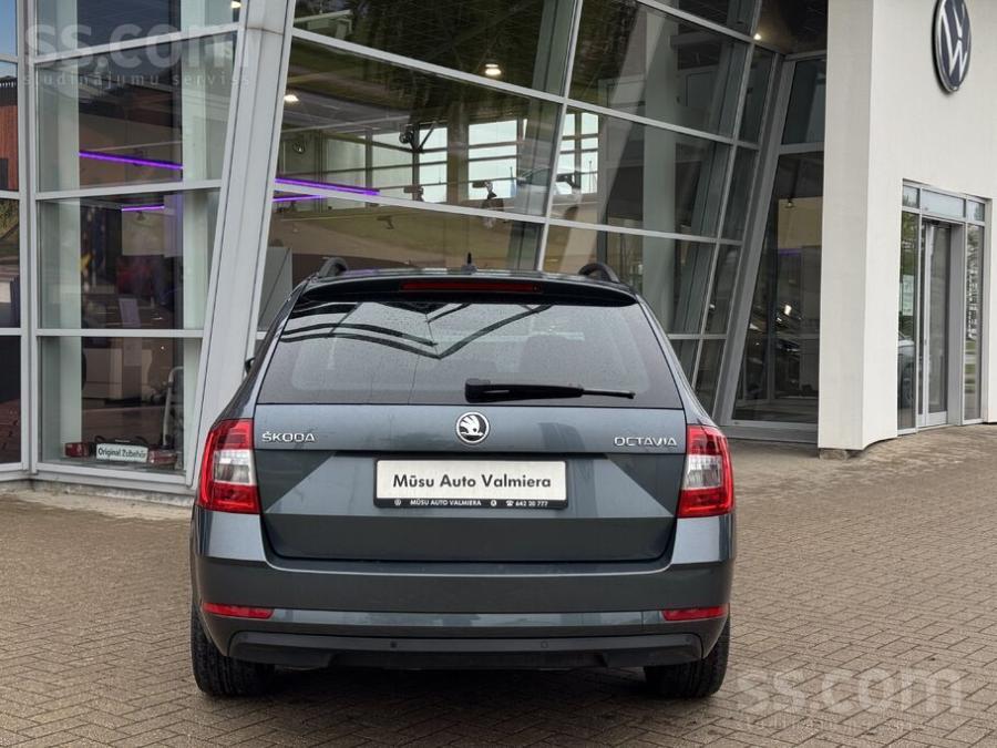 Grey Skoda Octavia 2017 in Valmiera, with an engine capacity of 2.00 L and mileage of 215 thousand km for 12600 €, photo 5 on AUTOMOTO.COM.LV