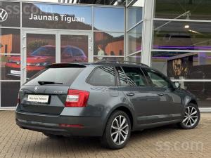 Grey Skoda Octavia 2017 in Valmiera, with an engine capacity of 2.00 L and mileage of 215 thousand km for 12600 €, photo 6 on AUTOMOTO.COM.LV