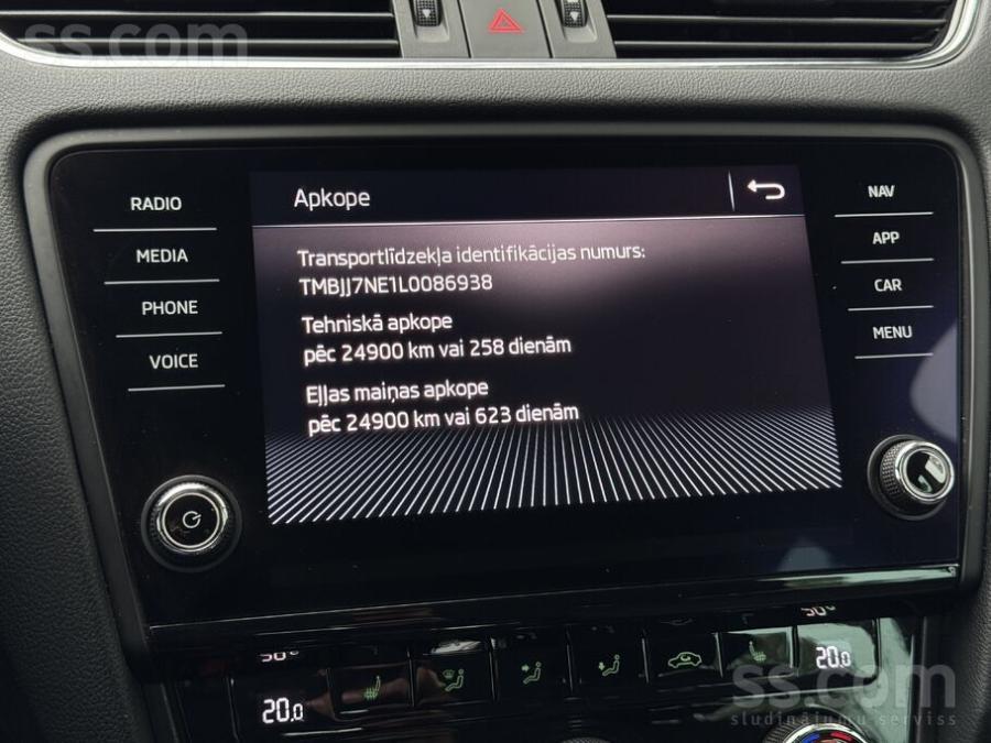 Grey Skoda Octavia 2017 in Valmiera, with an engine capacity of 2.00 L and mileage of 215 thousand km for 12600 €, photo 18 on AUTOMOTO.COM.LV