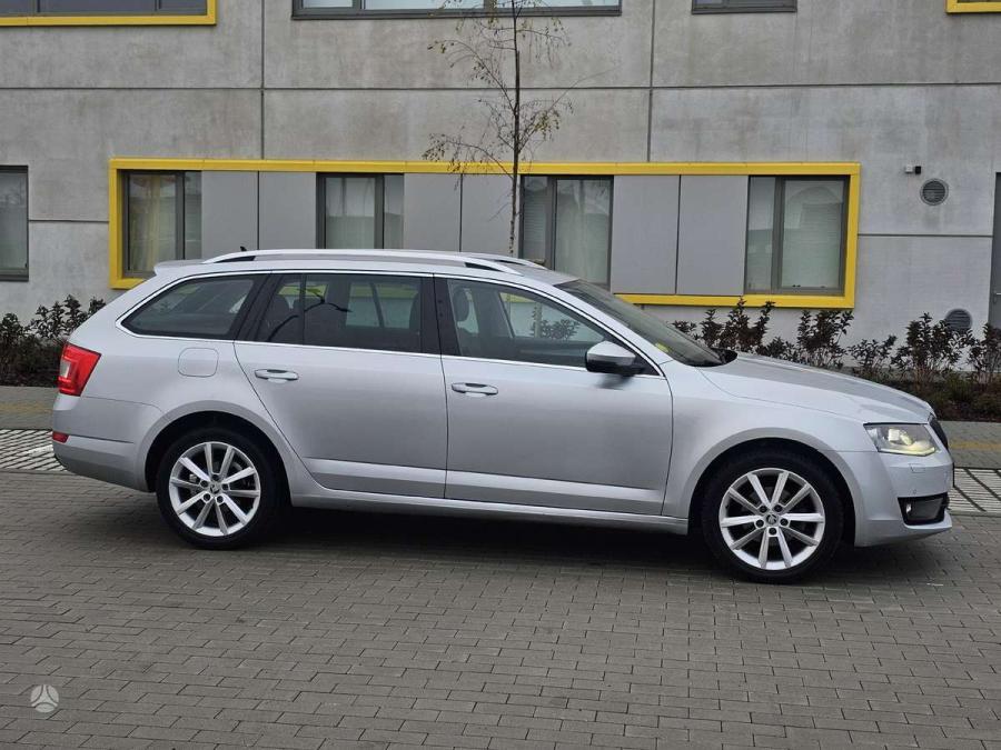 Grey Skoda Octavia 2017 in Klaipeda, with an engine capacity of 1.60 L and mileage of 134 thousand km for 9350 €, photo 13 on AUTOMOTO.COM.LV
