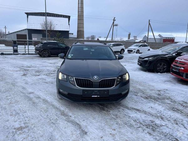Grey Skoda Octavia 2017 in Taurage, with an engine capacity of 1.60 L and mileage of 205 thousand km for 6300 €, photo 7 on AUTOMOTO.COM.LV