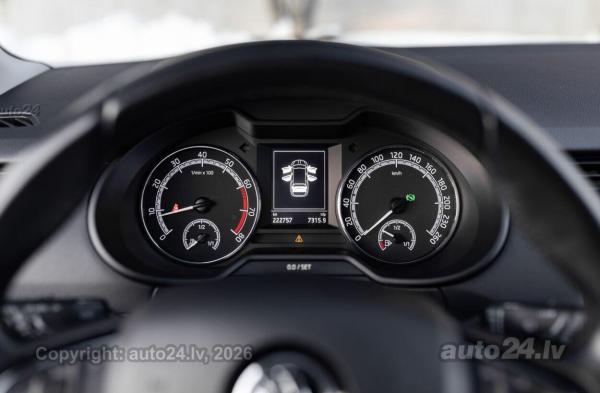 Grey Skoda Octavia 2017 in Tallinn, with an engine capacity of 1.40 L and mileage of 223 thousand km for 8890 €, photo 11 on AUTOMOTO.COM.LV