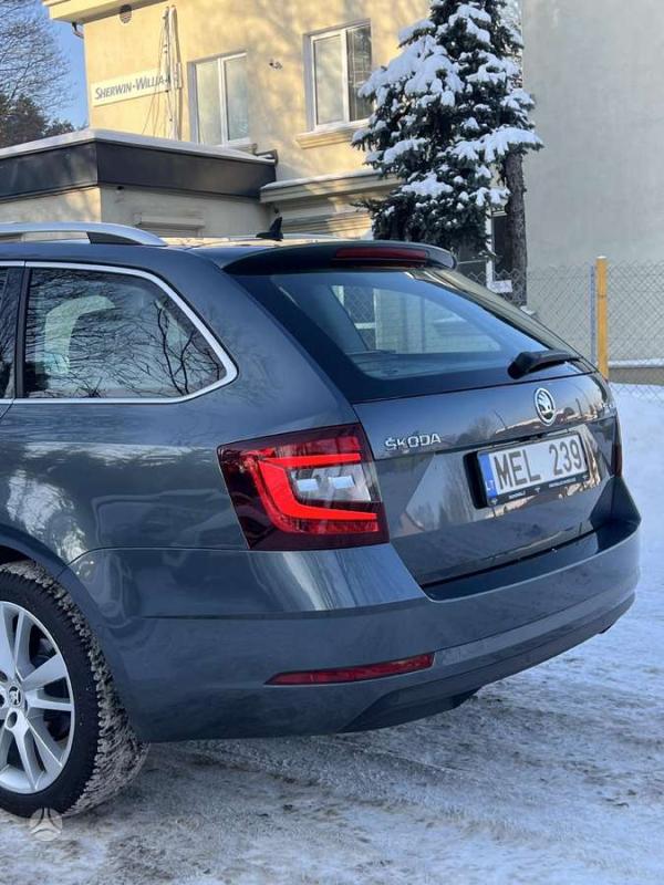 Pelēks Skoda Octavia 2017 Viļņa, ar dzinēja tilpumu 1.60 L un nobraukumu 268 tūkst. km par 8800 €, foto 4 vietnē AUTOMOTO.COM.LV