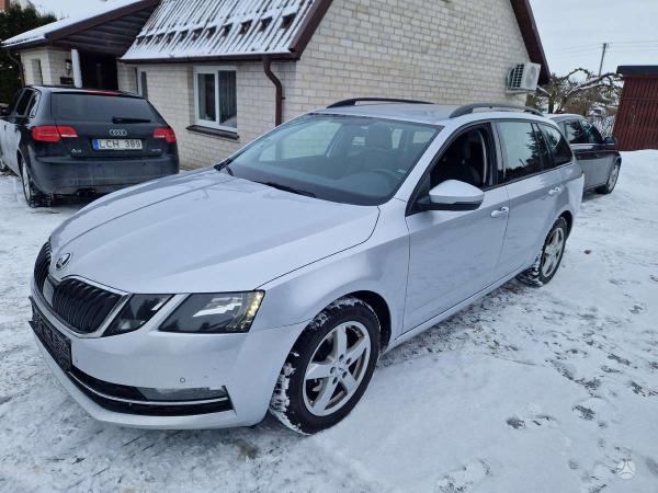 Grey Skoda Octavia 2017 in Marijampole, with an engine capacity of 1.97 L and mileage of 301 thousand km for 8700 €, photo 1 on AUTOMOTO.COM.LV