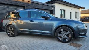Grey Skoda Octavia 2017 in Klaipeda, with an engine capacity of 1.60 L and mileage of 283 thousand km for 9300 €, photo 4 on AUTOMOTO.COM.LV