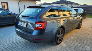 Grey Skoda Octavia 2017 in Klaipeda, with an engine capacity of 1.60 L and mileage of 283 thousand km for 9300 €, photo 16 on AUTOMOTO.COM.LV
