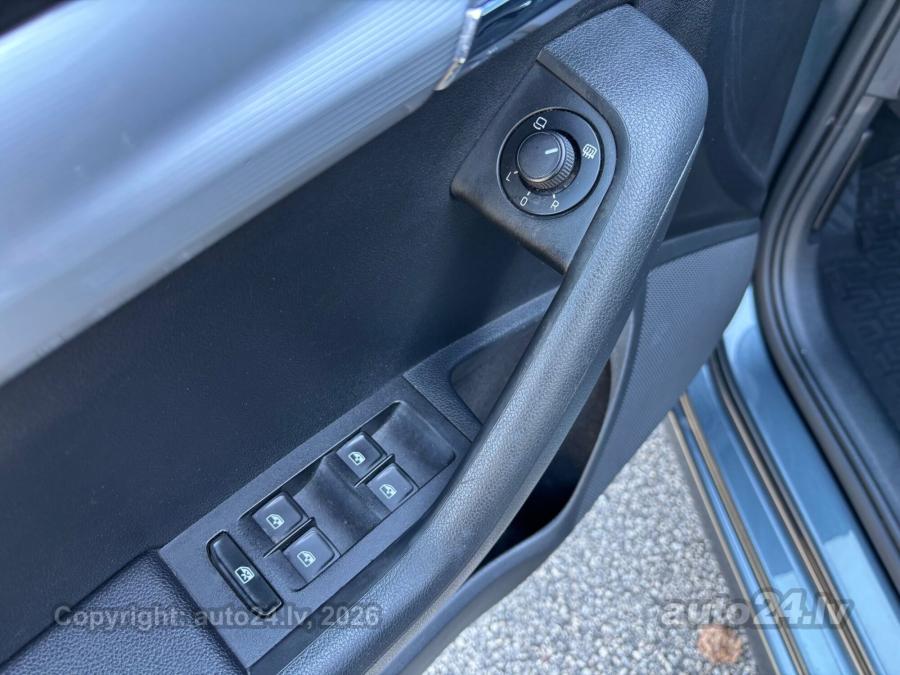 Pelēks Skoda Octavia 2017 Paide, ar dzinēja tilpumu 1.40 L un nobraukumu 208 tūkst. km par 7890 €, foto 18 vietnē AUTOMOTO.COM.LV