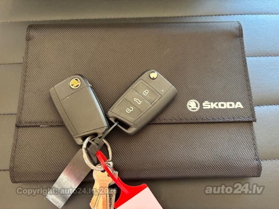 Pelēks Skoda Octavia 2017 Paide, ar dzinēja tilpumu 1.40 L un nobraukumu 208 tūkst. km par 7890 €, foto 31 vietnē AUTOMOTO.COM.LV