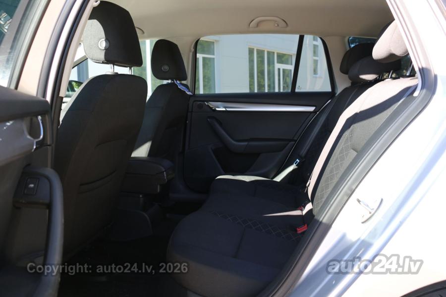 Pelēks Skoda Octavia 2017 Tartu, ar dzinēja tilpumu 1.00 L un nobraukumu 228 tūkst. km par 6700 €, foto 11 vietnē AUTOMOTO.COM.LV