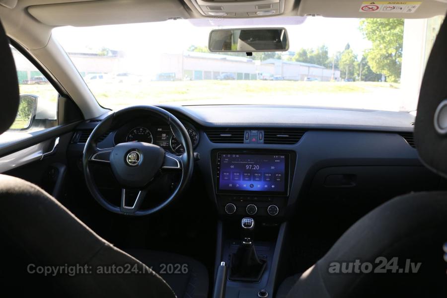 Pelēks Skoda Octavia 2017 Tartu, ar dzinēja tilpumu 1.00 L un nobraukumu 228 tūkst. km par 6700 €, foto 12 vietnē AUTOMOTO.COM.LV