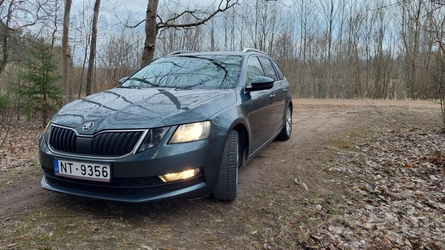 Pelēks Skoda Octavia 2017 Talsi, ar dzinēja tilpumu 1.60 L un nobraukumu 329 tūkst. km par 8070 €, foto 1 vietnē AUTOMOTO.COM.LV