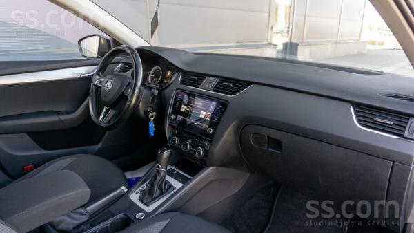 Grey Skoda Octavia 2017 in Riga, with an engine capacity of 1.60 L and mileage of 251 thousand km for 7190 €, photo 10 on AUTOMOTO.COM.LV