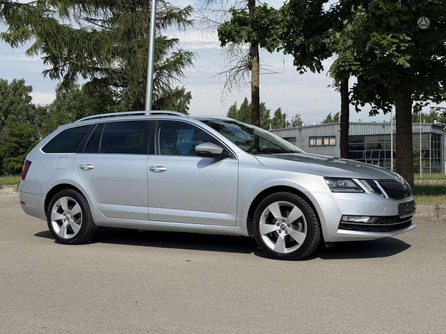 Pelēks Skoda Octavia 2017 Panevēža, ar dzinēja tilpumu 1.40 L un nobraukumu 322 tūkst. km par 5900 €, foto 9 vietnē AUTOMOTO.COM.LV