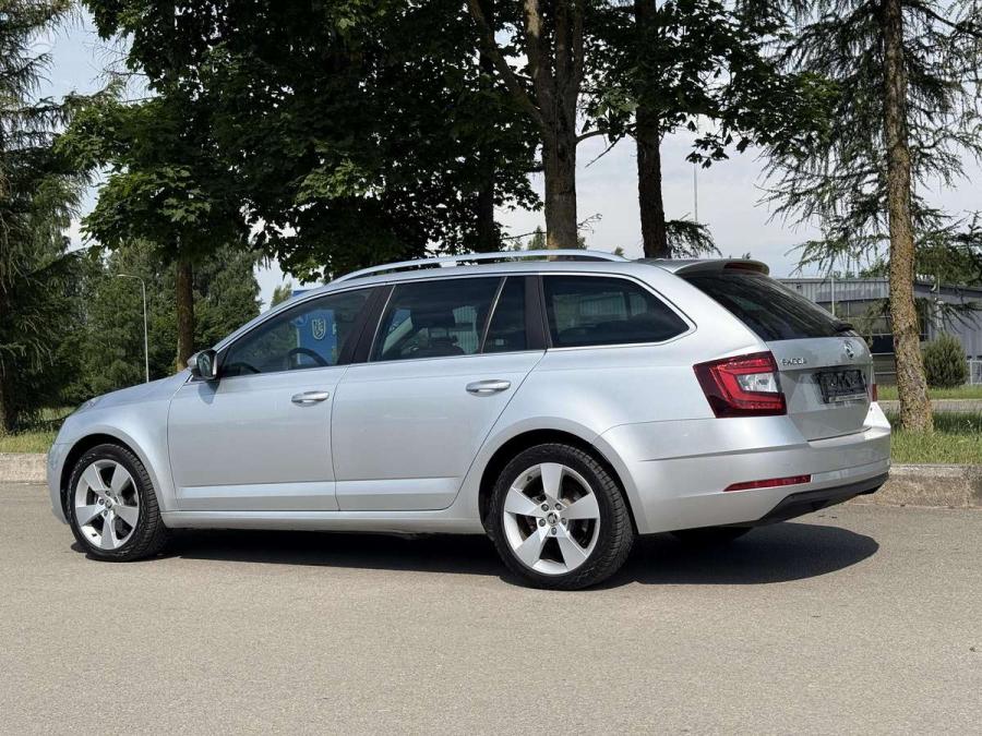 Pelēks Skoda Octavia 2017 Panevēža, ar dzinēja tilpumu 1.40 L un nobraukumu 322 tūkst. km par 5900 €, foto 14 vietnē AUTOMOTO.COM.LV