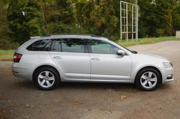 Grey Skoda Octavia 2017 in Jekabpils, with an engine capacity of 2.00 L and mileage of 181 thousand km for 11700 €, photo 6 on AUTOMOTO.COM.LV
