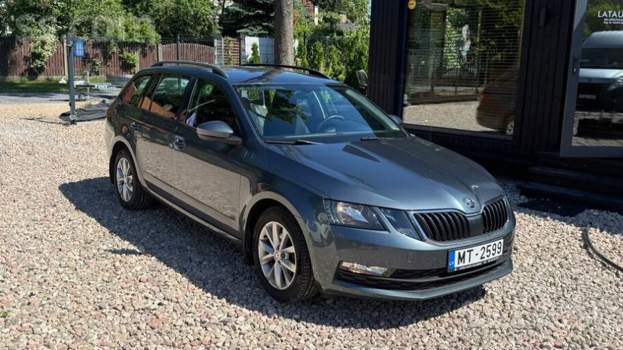 Pelēks Skoda Octavia 2017 Rīga, ar dzinēja tilpumu 1.60 L un nobraukumu 242 tūkst. km par 7350 €, foto 1 vietnē AUTOMOTO.COM.LV