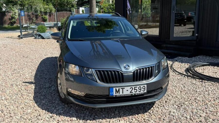 Pelēks Skoda Octavia 2017 Rīga, ar dzinēja tilpumu 1.60 L un nobraukumu 242 tūkst. km par 7350 €, foto 11 vietnē AUTOMOTO.COM.LV