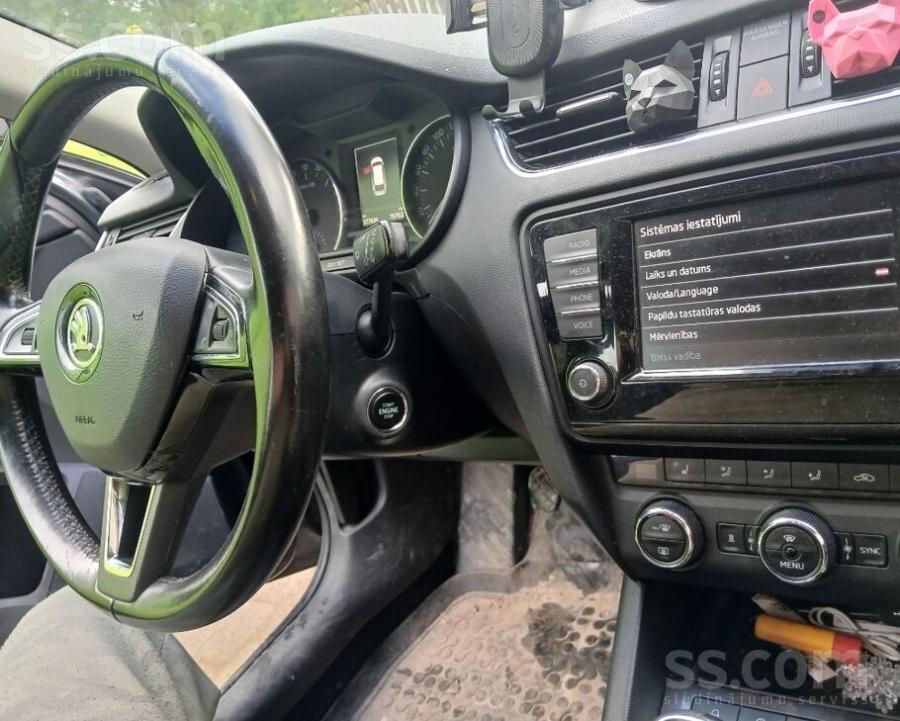 Pelēks Skoda Octavia 2017 Rīga, ar dzinēja tilpumu 2.00 L un nobraukumu 378 tūkst. km par 4450 €, foto 8 vietnē AUTOMOTO.COM.LV