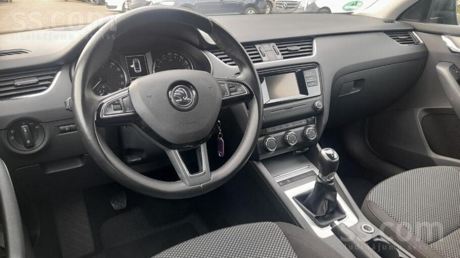 Grey Skoda Octavia 2017 in Riga, with an engine capacity of 1.60 L and mileage of 221 thousand km for 7550 €, photo 23 on AUTOMOTO.COM.LV