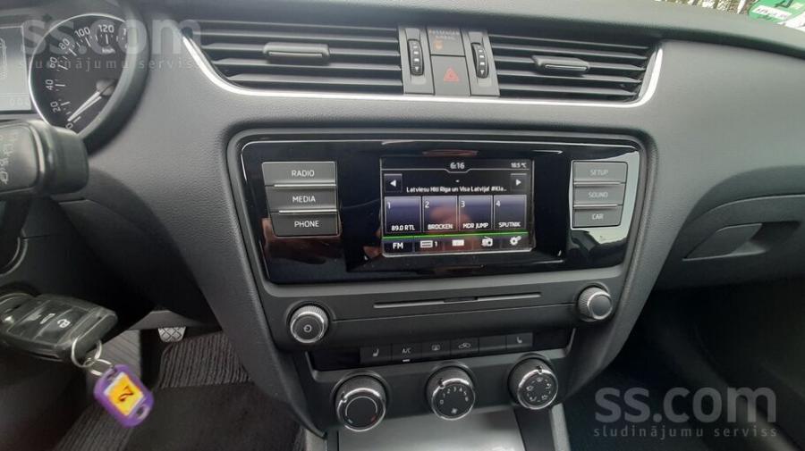 Grey Skoda Octavia 2017 in Riga, with an engine capacity of 1.60 L and mileage of 221 thousand km for 7550 €, photo 33 on AUTOMOTO.COM.LV