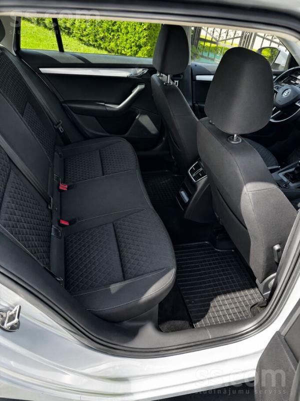 Pelēks Skoda Octavia 2017 Rīga, ar dzinēja tilpumu 2.00 L un nobraukumu 154 tūkst. km par 10300 €, foto 6 vietnē AUTOMOTO.COM.LV