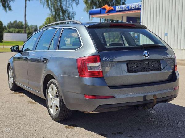 Grey Skoda Octavia 2017 in Rokiskis, with an engine capacity of 1.60 L and mileage of 230 thousand km for 4550 €, photo 4 on AUTOMOTO.COM.LV
