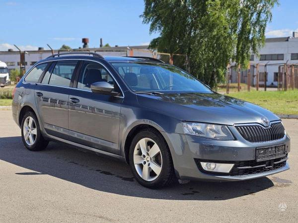 Grey Skoda Octavia 2017 in Rokiskis, with an engine capacity of 1.60 L and mileage of 230 thousand km for 4550 €, photo 8 on AUTOMOTO.COM.LV
