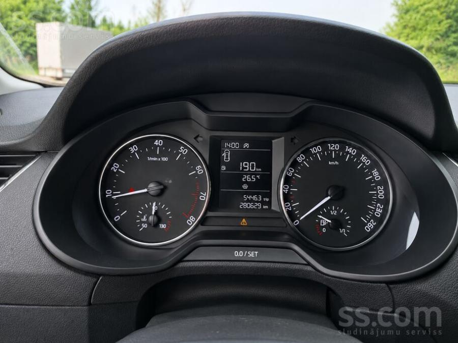 Pelēks Skoda Octavia 2017 Valmiera, ar dzinēja tilpumu 1.40 L un nobraukumu 281 tūkst. km par 7800 €, foto 9 vietnē AUTOMOTO.COM.LV