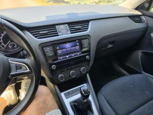 Pelēks Skoda Octavia 2017 Utena, ar dzinēja tilpumu 1.60 L un nobraukumu 243 tūkst. km par 6950 €, foto 14 vietnē AUTOMOTO.COM.LV