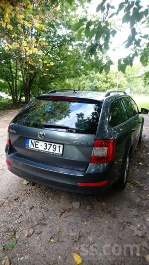 Grey Skoda Octavia 2017 in Riga, with an engine capacity of 1.60 L and mileage of 225 thousand km for 8500 €, photo 6 on AUTOMOTO.COM.LV