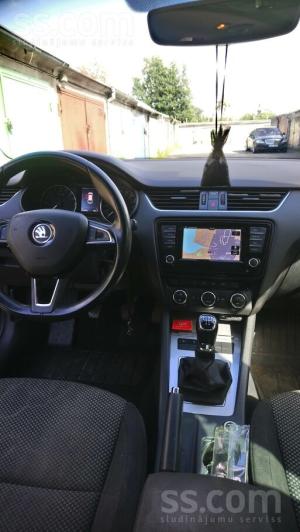 Grey Skoda Octavia 2017 in Riga, with an engine capacity of 1.60 L and mileage of 225 thousand km for 8500 €, photo 8 on AUTOMOTO.COM.LV