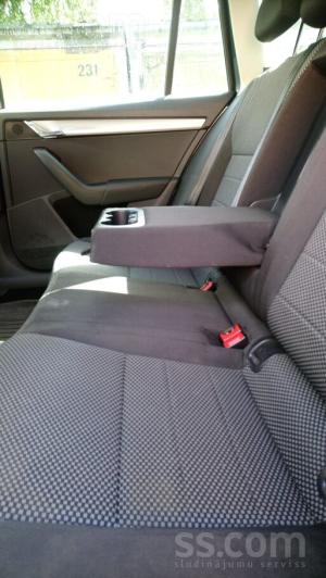 Grey Skoda Octavia 2017 in Riga, with an engine capacity of 1.60 L and mileage of 225 thousand km for 8500 €, photo 9 on AUTOMOTO.COM.LV