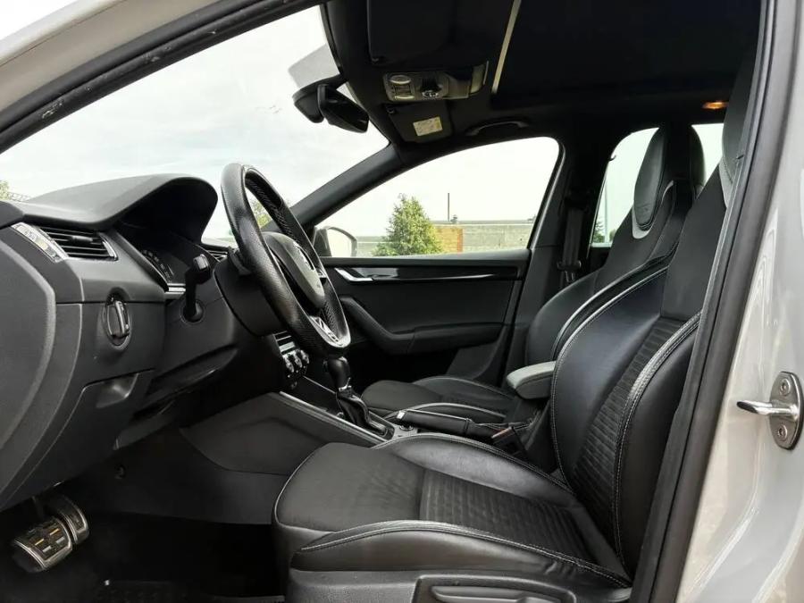 Grey Skoda Octavia 2017 in Saldus, with an engine capacity of 0.00 L and mileage of 0 thousand km for 10900 €, photo 5 on AUTOMOTO.COM.LV