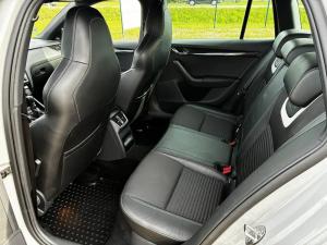 Grey Skoda Octavia 2017 in Saldus, with an engine capacity of 0.00 L and mileage of 0 thousand km for 10900 €, photo 12 on AUTOMOTO.COM.LV