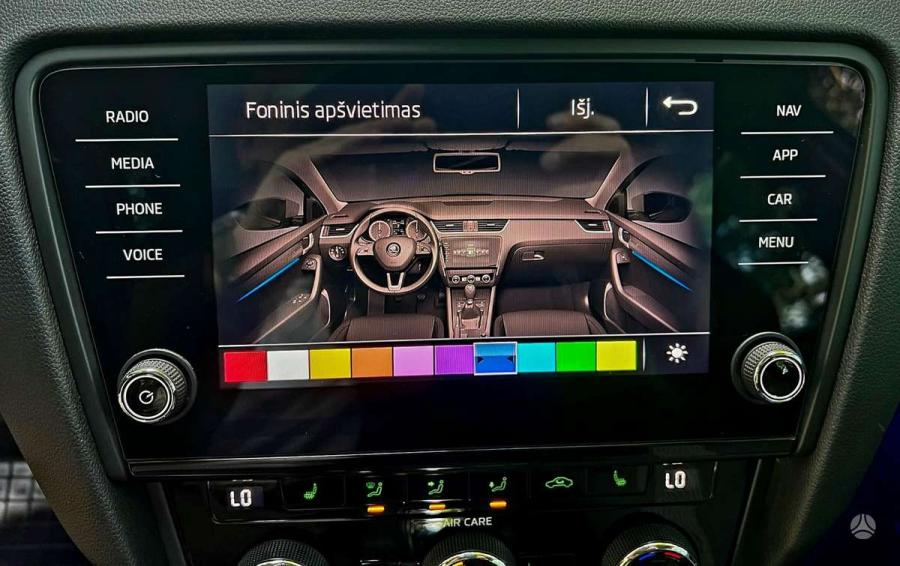 Pelēks Skoda Octavia 2017 Utena, ar dzinēja tilpumu 1.97 L un nobraukumu 250 tūkst. km par 11250 €, foto 18 vietnē AUTOMOTO.COM.LV