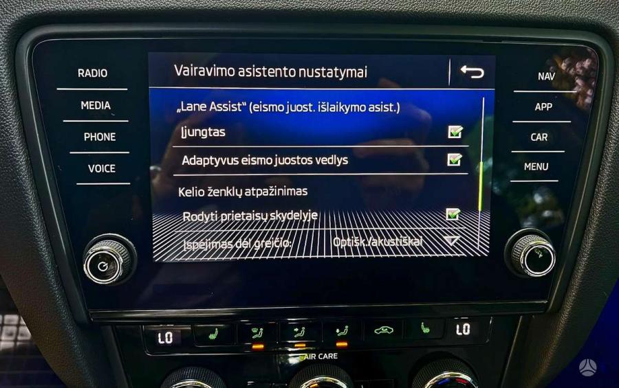 Pelēks Skoda Octavia 2017 Utena, ar dzinēja tilpumu 1.97 L un nobraukumu 250 tūkst. km par 11250 €, foto 43 vietnē AUTOMOTO.COM.LV