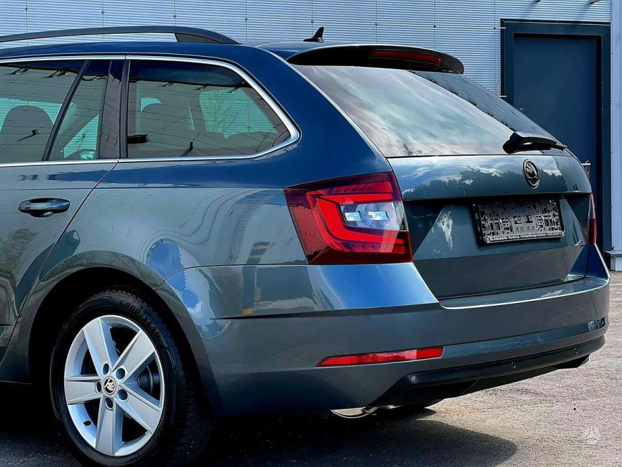 Pelēks Skoda Octavia 2017 Utena, ar dzinēja tilpumu 1.97 L un nobraukumu 250 tūkst. km par 11250 €, foto 47 vietnē AUTOMOTO.COM.LV