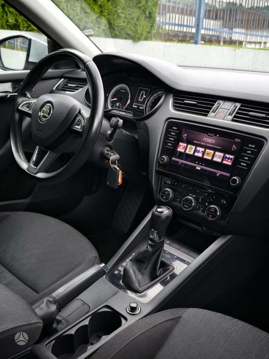 Grey Skoda Octavia 2017 in Vilnius, with an engine capacity of 1.40 L and mileage of 242 thousand km for 8500 €, photo 11 on AUTOMOTO.COM.LV