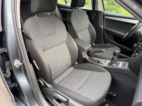 Шкода Октавия 2017 в Утена на AUTOMOTO.COM.LV Серый Шкода Октавия 2017 в Утена, объемом двигателя 1.60 л и пробегом 243 тыс. км за 6600 €, фото 11 на AUTOMOTO.COM.LV