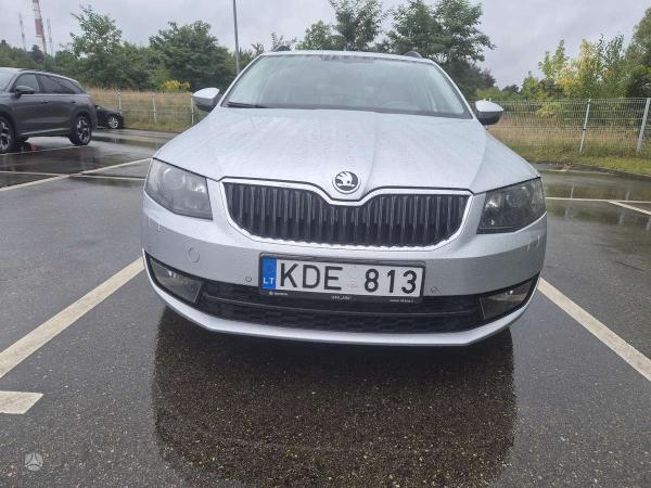 Pelēks Skoda Octavia 2017 Viļņa, ar dzinēja tilpumu 1.97 L un nobraukumu 118 tūkst. km par 11750 €, foto 4 vietnē AUTOMOTO.COM.LV