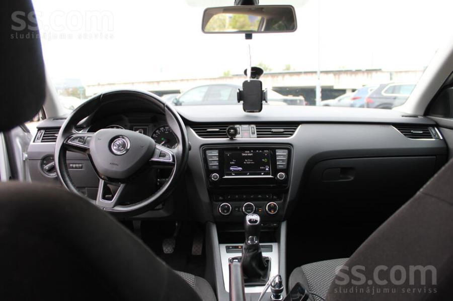 Grey Skoda Octavia 2017 in Riga, with an engine capacity of 1.60 L and mileage of 170 thousand km for 7500 €, photo 7 on AUTOMOTO.COM.LV