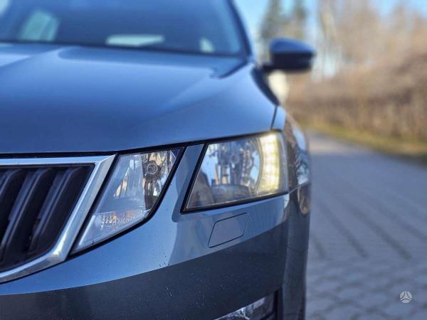 Pelēks Skoda Octavia 2017 Rokiškis, ar dzinēja tilpumu 1.00 L un nobraukumu 165 tūkst. km par 4950 €, foto 9 vietnē AUTOMOTO.COM.LV