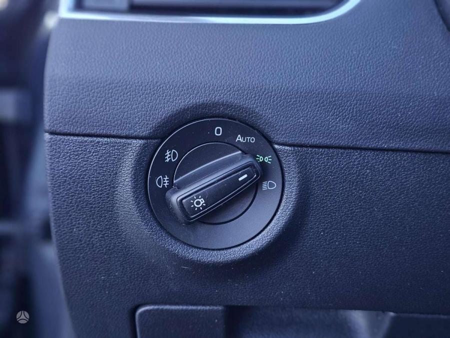 Grey Skoda Octavia 2017 in Rokiskis, with an engine capacity of 1.00 L and mileage of 165 thousand km for 4950 €, photo 22 on AUTOMOTO.COM.LV