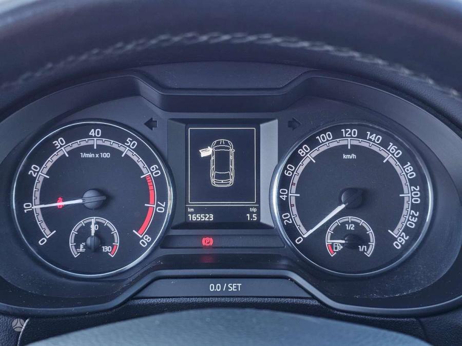 Grey Skoda Octavia 2017 in Rokiskis, with an engine capacity of 1.00 L and mileage of 165 thousand km for 4950 €, photo 24 on AUTOMOTO.COM.LV