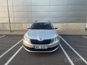 Pelēks Skoda Octavia 2017 Rīga, ar dzinēja tilpumu 2.00 L un nobraukumu 157 tūkst. km par 9500 €, foto 4 vietnē AUTOMOTO.COM.LV