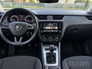 Pelēks Skoda Octavia 2017 Rīga, ar dzinēja tilpumu 2.00 L un nobraukumu 157 tūkst. km par 9500 €, foto 9 vietnē AUTOMOTO.COM.LV
