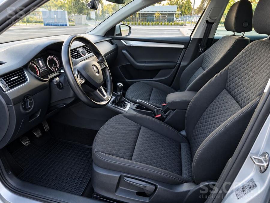 Pelēks Skoda Octavia 2017 Rīga, ar dzinēja tilpumu 2.00 L un nobraukumu 157 tūkst. km par 9500 €, foto 10 vietnē AUTOMOTO.COM.LV