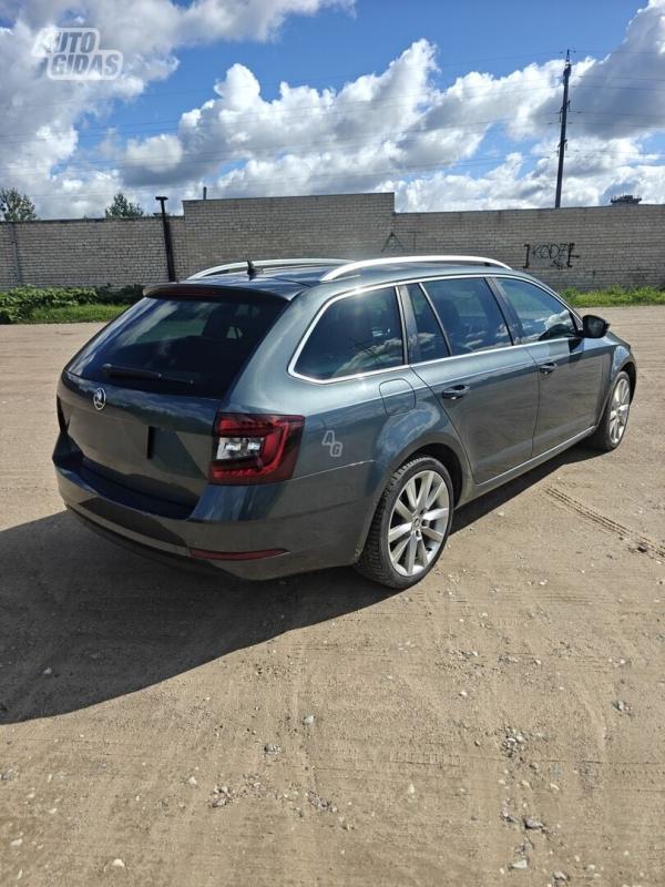Skoda Octavia 2017 in Kaunas on AUTOMOTO.COM.LV Grey Skoda Octavia 2017 in Kaunas, with an engine capacity of 1.60 L and mileage of 280 thousand km for 9200 €, photo 8 on AUTOMOTO.COM.LV